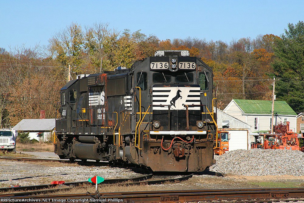 NS 7136